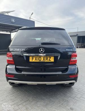 Mercedes-Benz ML 350 2010 Panevēža, ar dzinēja tilpumu 3.00 L un nobraukumu 300 tūkst. km par 4600 €, foto 5 vietnē AUTOMOTO.COM.LV