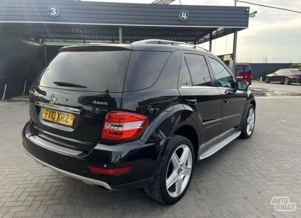 Mercedes-Benz ML 350 2010 Panevēža, ar dzinēja tilpumu 3.00 L un nobraukumu 300 tūkst. km par 4600 €, foto 7 vietnē AUTOMOTO.COM.LV