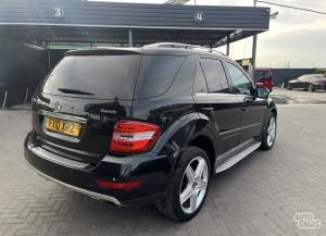 Mercedes-Benz ML 350 2010 Panevēža, ar dzinēja tilpumu 3.00 L un nobraukumu 300 tūkst. km par 4600 €, foto 7 vietnē AUTOMOTO.COM.LV