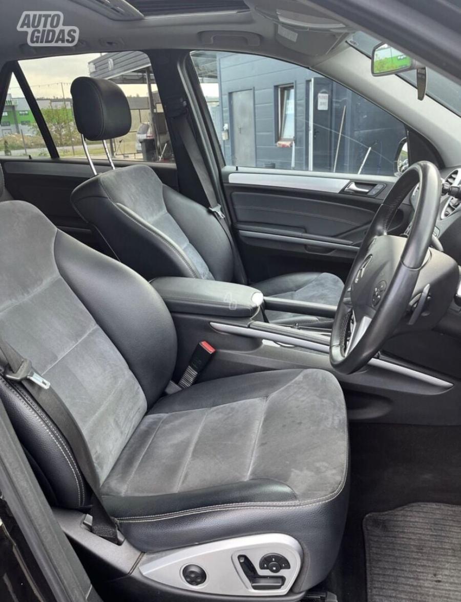 Mercedes-Benz ML 350 2010 Panevēža, ar dzinēja tilpumu 3.00 L un nobraukumu 300 tūkst. km par 4600 €, foto 9 vietnē AUTOMOTO.COM.LV