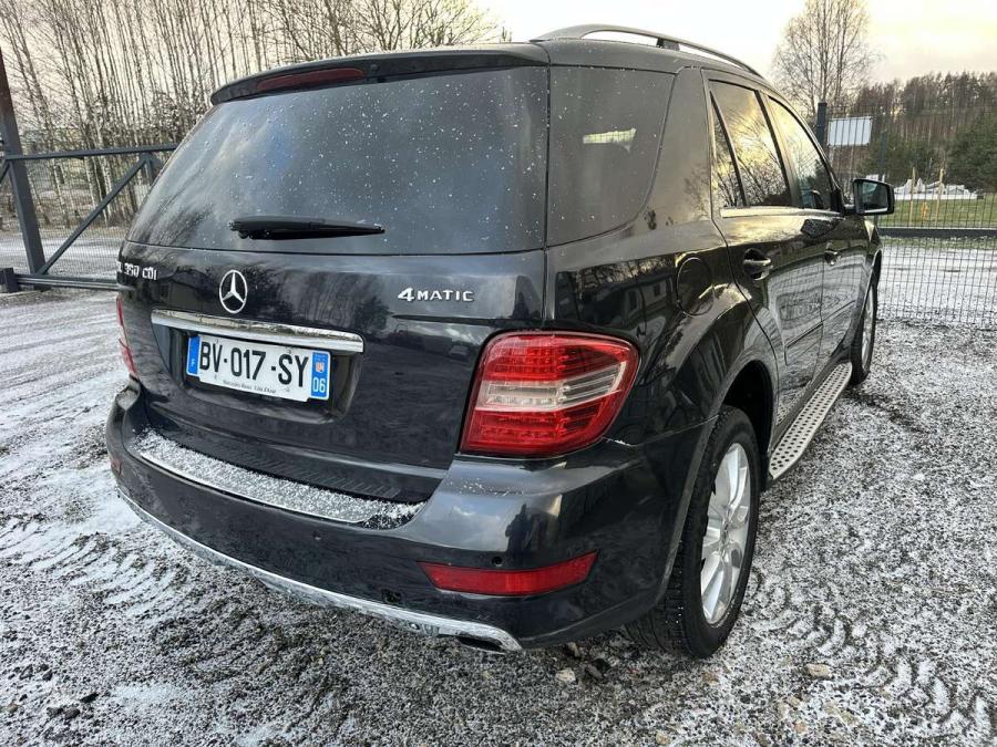 Mercedes-Benz ML 350 2011 Viļņa, ar dzinēja tilpumu 2.99 L un nobraukumu 213 tūkst. km par 9500 €, foto 4 vietnē AUTOMOTO.COM.LV