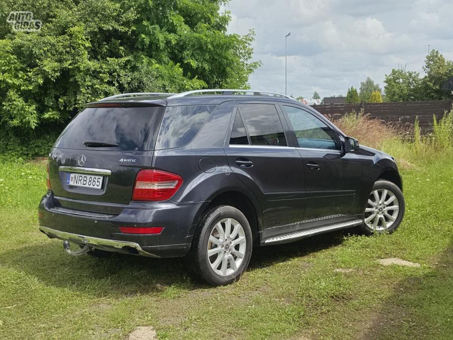 Mercedes-Benz ML 350 2011 Kauņa, ar dzinēja tilpumu 3.00 L un nobraukumu 0 tūkst. km par 8299 €, foto 9 vietnē AUTOMOTO.COM.LV