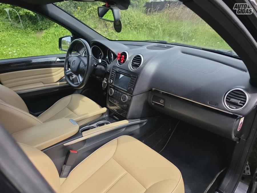 Mercedes-Benz ML 350 2011 Kauņa, ar dzinēja tilpumu 3.00 L un nobraukumu 0 tūkst. km par 8299 €, foto 10 vietnē AUTOMOTO.COM.LV