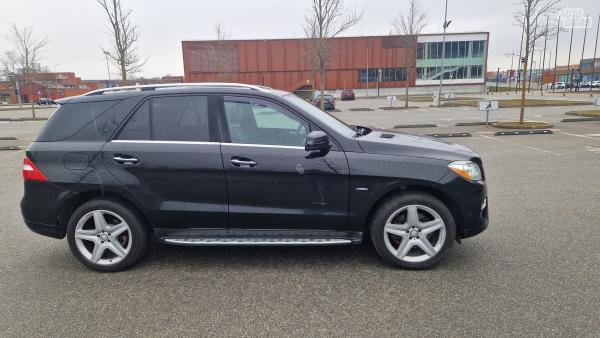 Mercedes-Benz ML 350 2012 Klaipėda, ar dzinēja tilpumu 3.00 L un nobraukumu 303 tūkst. km par 12000 €, foto 4 vietnē AUTOMOTO.COM.LV