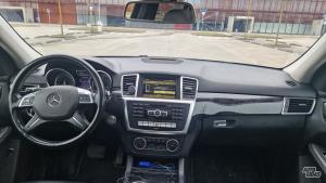 Mercedes-Benz ML 350 2012 in Klaipeda, with an engine capacity of 3.00 L and mileage of 303 thousand km for 12000 €, photo 10 on AUTOMOTO.COM.LV