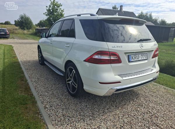 Mercedes-Benz ML 350 2012 Viļņa, ar dzinēja tilpumu 3.50 L un nobraukumu 268 tūkst. km par 13400 €, foto 6 vietnē AUTOMOTO.COM.LV