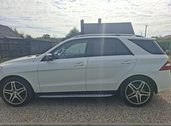 Mercedes-Benz ML 350 2012 Viļņa, ar dzinēja tilpumu 3.50 L un nobraukumu 268 tūkst. km par 13400 €, foto 8 vietnē AUTOMOTO.COM.LV