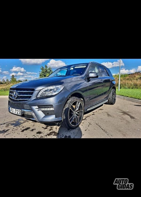 Mercedes-Benz ML 350 2013 in Panevezys, with an engine capacity of 3.50 L and mileage of 139 thousand km for 15500 €, photo 1 on AUTOMOTO.COM.LV