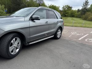 Mercedes-Benz ML 350 2013 Viļņa, ar dzinēja tilpumu 3.50 L un nobraukumu 309 tūkst. km par 12999 €, foto 4 vietnē AUTOMOTO.COM.LV