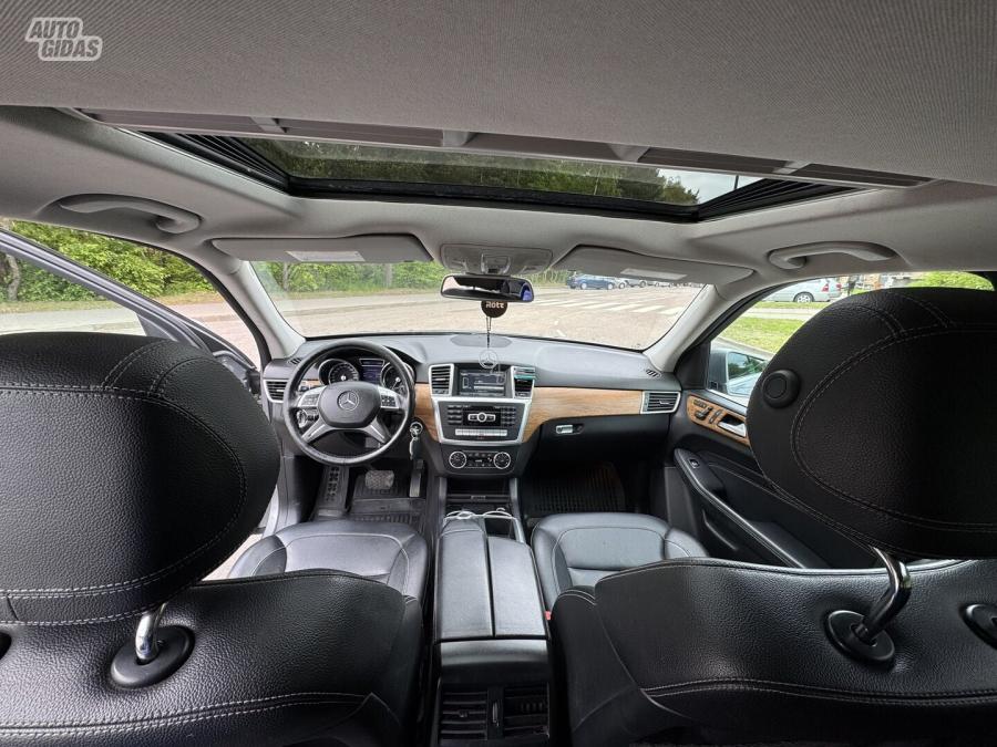 Mercedes-Benz ML 350 2013 Viļņa, ar dzinēja tilpumu 3.50 L un nobraukumu 309 tūkst. km par 12999 €, foto 10 vietnē AUTOMOTO.COM.LV