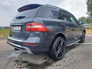 Mercedes-Benz ML 350 2013 in Panevezys, with an engine capacity of 3.50 L and mileage of 140 thousand km for 12500 €, photo 5 on AUTOMOTO.COM.LV