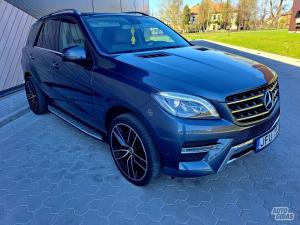 Mercedes-Benz ML 350 2013 in Panevezys, with an engine capacity of 3.50 L and mileage of 140 thousand km for 12500 €, photo 9 on AUTOMOTO.COM.LV