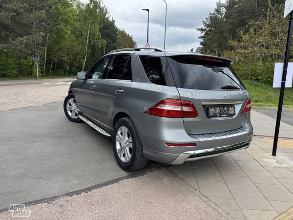 Mercedes-Benz ML 350 2013 Viļņa, ar dzinēja tilpumu 3.50 L un nobraukumu 312 tūkst. km par 11999 €, foto 5 vietnē AUTOMOTO.COM.LV