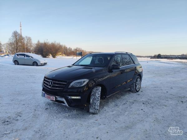 Mercedes-Benz ML 350 2014 Širvintos, ar dzinēja tilpumu 3.00 L un nobraukumu 273 tūkst. km par 15350 €, foto 3 vietnē AUTOMOTO.COM.LV