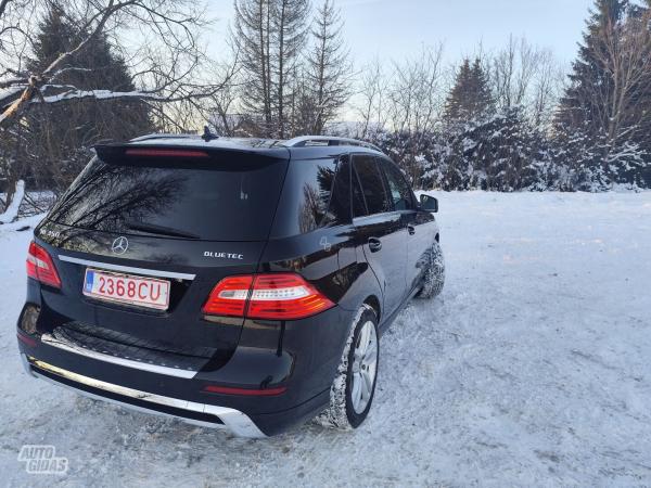 Mercedes-Benz ML 350 2014 Širvintos, ar dzinēja tilpumu 3.00 L un nobraukumu 273 tūkst. km par 15350 €, foto 8 vietnē AUTOMOTO.COM.LV