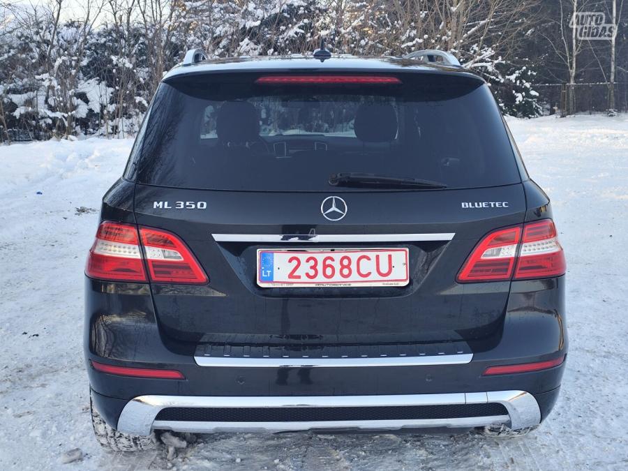 Mercedes-Benz ML 350 2014 in Sirvintos, with an engine capacity of 3.00 L and mileage of 273 thousand km for 15350 €, photo 12 on AUTOMOTO.COM.LV