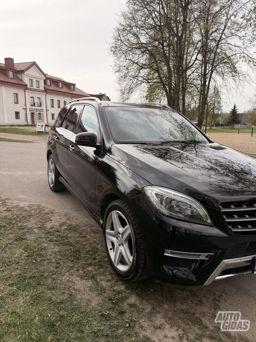 Mercedes-Benz ML 350 2014 Raseiniai, ar dzinēja tilpumu 3.00 L un nobraukumu 335 tūkst. km par 14350 €, foto 1 vietnē AUTOMOTO.COM.LV