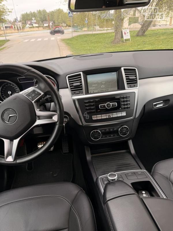 Мерседес МЛ 350 2014 в Расейняй, объемом двигателя 3.00 л и пробегом 335 тыс. км за 14350 €, фото 4 на AUTOMOTO.COM.LV