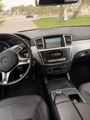 Mercedes-Benz ML 350 2014 Raseiniai, ar dzinēja tilpumu 3.00 L un nobraukumu 335 tūkst. km par 14350 €, foto 5 vietnē AUTOMOTO.COM.LV