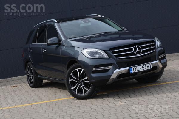 Mercedes-Benz ML 350 2014 in Saldus, with an engine capacity of 3.00 L and mileage of 283 thousand km for 13895 €, photo 7 on AUTOMOTO.COM.LV