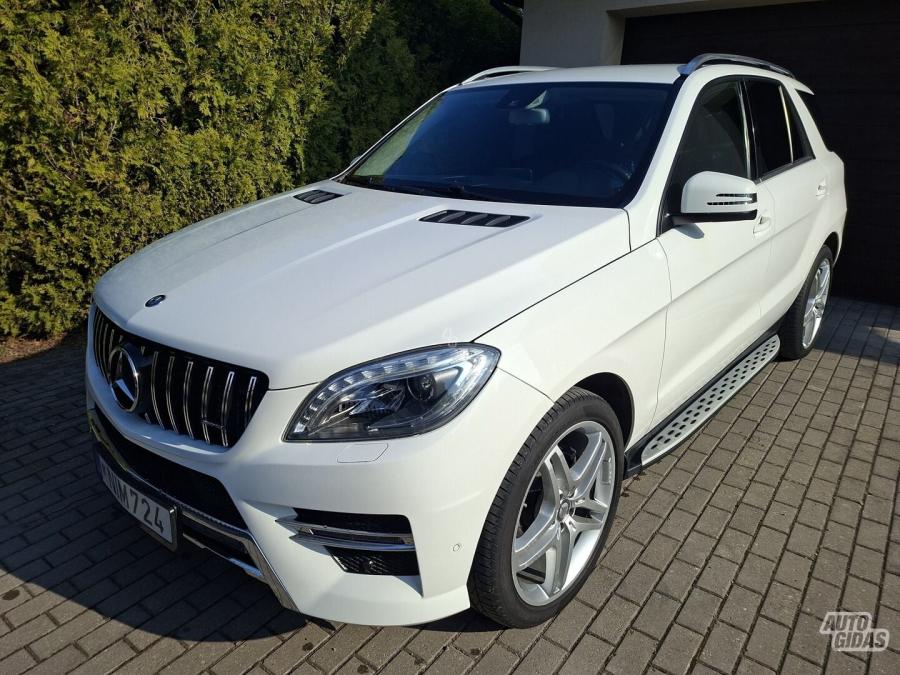 Mercedes-Benz ML 350 2015 in Kaunas, with an engine capacity of 3.00 L and mileage of 281 thousand km for 14800 €, photo 1 on AUTOMOTO.COM.LV