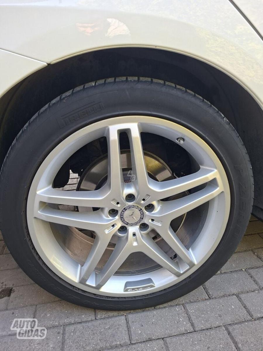 Mercedes-Benz ML 350 2015 in Kaunas, with an engine capacity of 3.00 L and mileage of 281 thousand km for 14800 €, photo 4 on AUTOMOTO.COM.LV