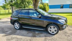 Mercedes-Benz ML 350 2015 in Jonava, with an engine capacity of 3.00 L and mileage of 239 thousand km for 16650 €, photo  on AUTOMOTO.COM.LV
