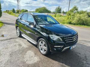 Mercedes-Benz ML 350 2015 in Jonava, with an engine capacity of 3.00 L and mileage of 239 thousand km for 16650 €, photo 4 on AUTOMOTO.COM.LV