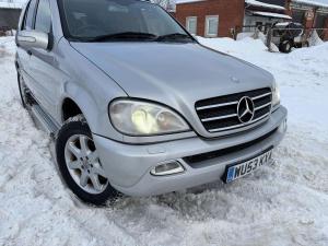 Pelēks Mercedes-Benz ML 350 2003 Utena, ar dzinēja tilpumu 3.72 L un nobraukumu 156 tūkst. km par 2490 €, foto 4 vietnē AUTOMOTO.COM.LV