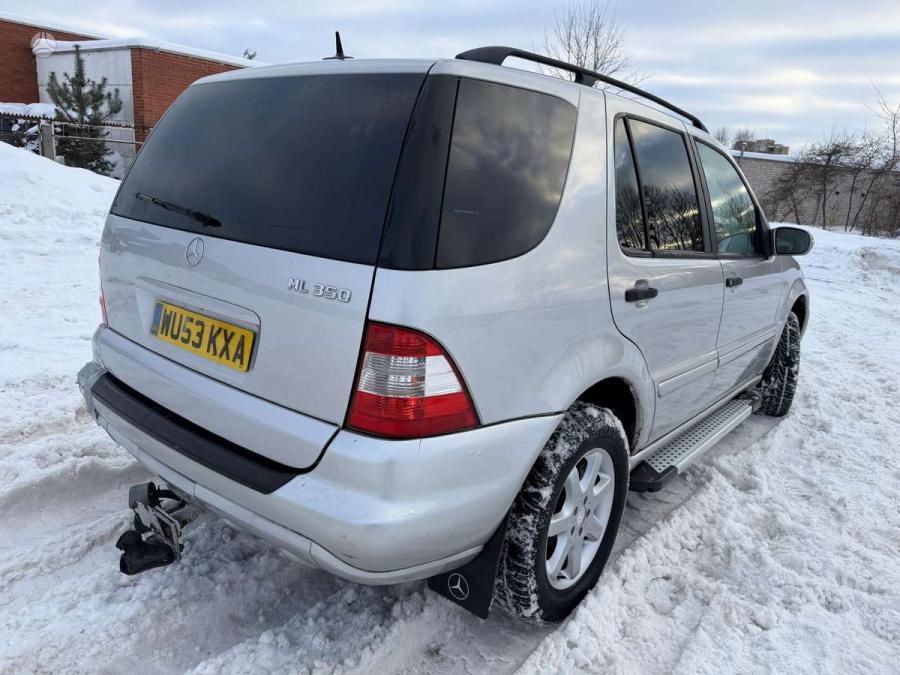 Pelēks Mercedes-Benz ML 350 2003 Utena, ar dzinēja tilpumu 3.72 L un nobraukumu 156 tūkst. km par 2490 €, foto 7 vietnē AUTOMOTO.COM.LV