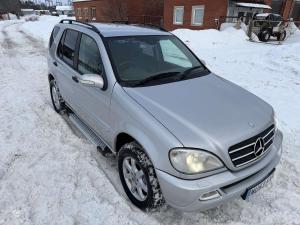 Pelēks Mercedes-Benz ML 350 2003 Utena, ar dzinēja tilpumu 3.72 L un nobraukumu 156 tūkst. km par 2490 €, foto 11 vietnē AUTOMOTO.COM.LV