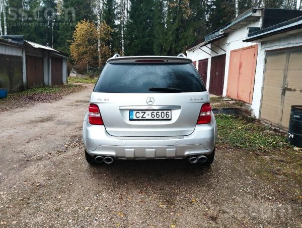 Pelēks Mercedes-Benz ML 350 2006 Rīga, ar dzinēja tilpumu 3.50 L un nobraukumu 280 tūkst. km par 4999 €, foto 4 vietnē AUTOMOTO.COM.LV