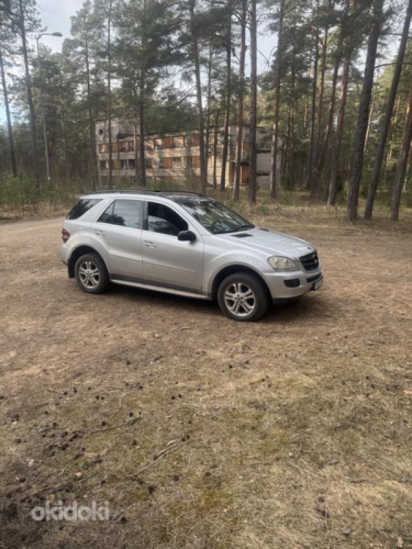 Pelēks Mercedes-Benz ML 350 2007 Narva, ar dzinēja tilpumu 3.50 L un nobraukumu 268 tūkst. km par 4200 €, foto 2 vietnē AUTOMOTO.COM.LV