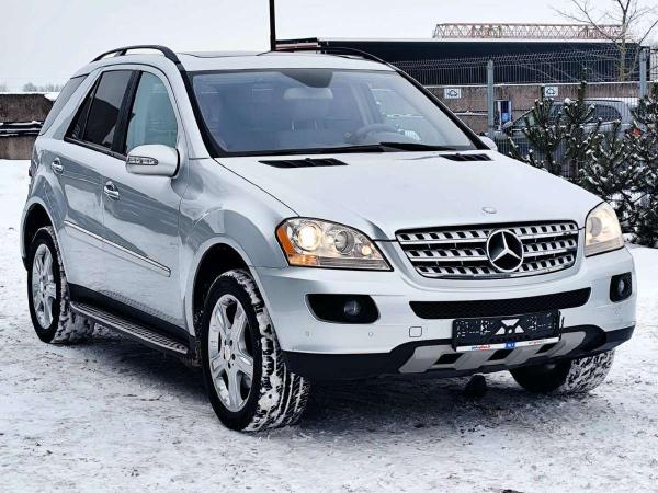 Pelēks Mercedes-Benz ML 350 2008 Šauļi, ar dzinēja tilpumu 3.50 L un nobraukumu 209 tūkst. km par 7800 €, foto 1 vietnē AUTOMOTO.COM.LV