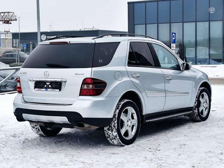 Pelēks Mercedes-Benz ML 350 2008 Šauļi, ar dzinēja tilpumu 3.50 L un nobraukumu 209 tūkst. km par 7800 €, foto 7 vietnē AUTOMOTO.COM.LV