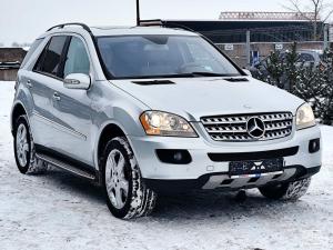 Pelēks Mercedes-Benz ML 350 2008 Šauļi, ar dzinēja tilpumu 3.50 L un nobraukumu 209 tūkst. km par 7800 €, foto  vietnē AUTOMOTO.COM.LV