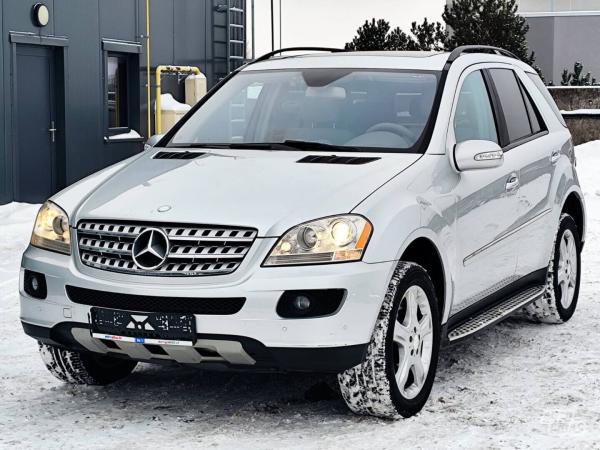Grey Mercedes-Benz ML 350 2008 in Siauliai, with an engine capacity of 3.50 L and mileage of 209 thousand km for 7800 €, photo 3 on AUTOMOTO.COM.LV