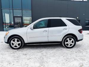 Grey Mercedes-Benz ML 350 2008 in Siauliai, with an engine capacity of 3.50 L and mileage of 209 thousand km for 7800 €, photo 4 on AUTOMOTO.COM.LV