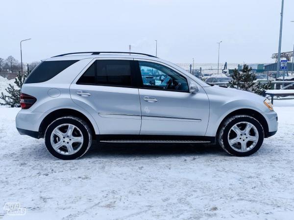 Grey Mercedes-Benz ML 350 2008 in Siauliai, with an engine capacity of 3.50 L and mileage of 209 thousand km for 7800 €, photo 8 on AUTOMOTO.COM.LV