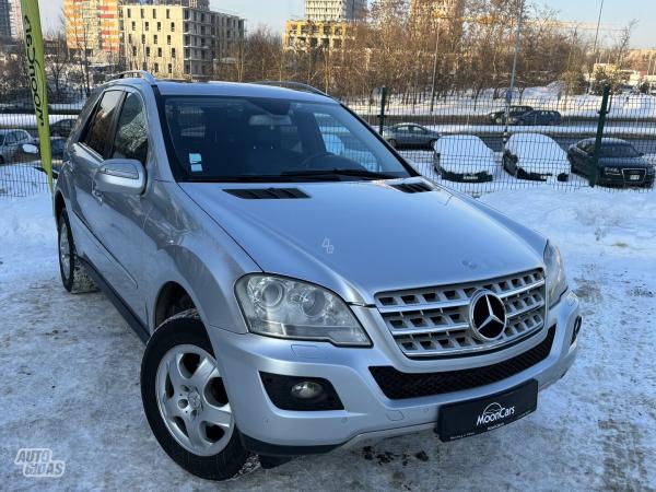 Grey Mercedes-Benz ML 350 2009 in Vilnius, with an engine capacity of 3.00 L and mileage of 340 thousand km for 5800 €, photo 4 on AUTOMOTO.COM.LV