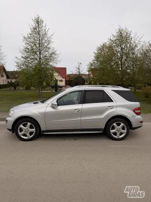 Pelēks Mercedes-Benz ML 350 2010 Viļņa, ar dzinēja tilpumu 3.50 L un nobraukumu 202 tūkst. km par 7500 €, foto 5 vietnē AUTOMOTO.COM.LV