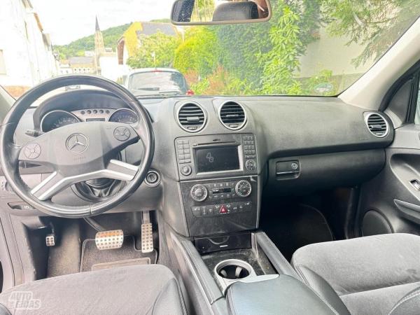 Pelēks Mercedes-Benz ML 350 2010 Raseiniai, ar dzinēja tilpumu 3.00 L un nobraukumu 275 tūkst. km par 7150 €, foto 8 vietnē AUTOMOTO.COM.LV