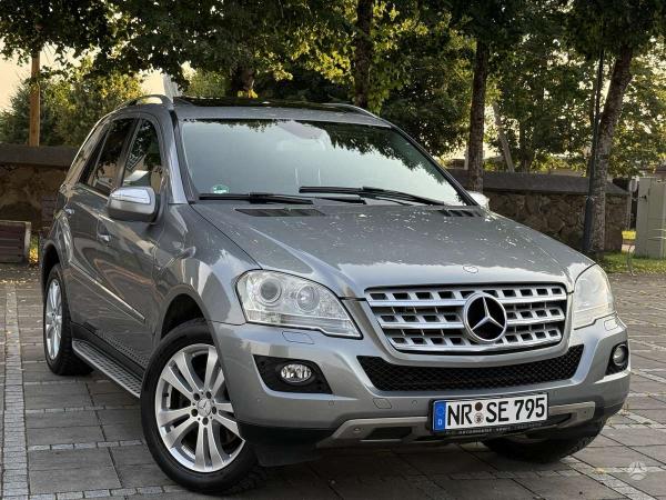 Pelēks Mercedes-Benz ML 350 2010 Kauņa, ar dzinēja tilpumu 3.00 L un nobraukumu 275 tūkst. km par 7650 €, foto 4 vietnē AUTOMOTO.COM.LV