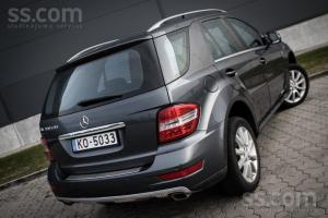 Pelēks Mercedes-Benz ML 350 2011 Rīga, ar dzinēja tilpumu 3.00 L un nobraukumu 322 tūkst. km par 9490 €, foto 9 vietnē AUTOMOTO.COM.LV