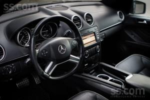 Pelēks Mercedes-Benz ML 350 2011 Rīga, ar dzinēja tilpumu 3.00 L un nobraukumu 322 tūkst. km par 9490 €, foto 11 vietnē AUTOMOTO.COM.LV