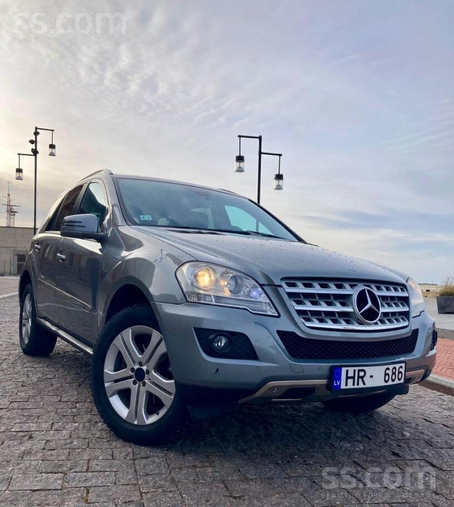 Pelēks Mercedes-Benz ML 350 2011 Ventspils, ar dzinēja tilpumu 3.00 L un nobraukumu 250 tūkst. km par 9000 €, foto 1 vietnē AUTOMOTO.COM.LV