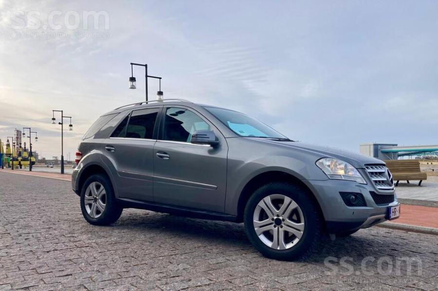 Pelēks Mercedes-Benz ML 350 2011 Ventspils, ar dzinēja tilpumu 3.00 L un nobraukumu 250 tūkst. km par 9000 €, foto 7 vietnē AUTOMOTO.COM.LV