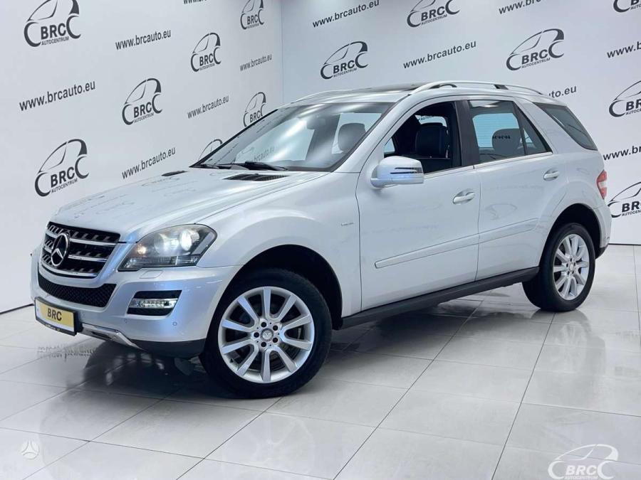 Grey Mercedes-Benz ML 350 2011 in Vilnius, with an engine capacity of 2.99 L and mileage of 394 thousand km for 7300 €, photo 1 on AUTOMOTO.COM.LV