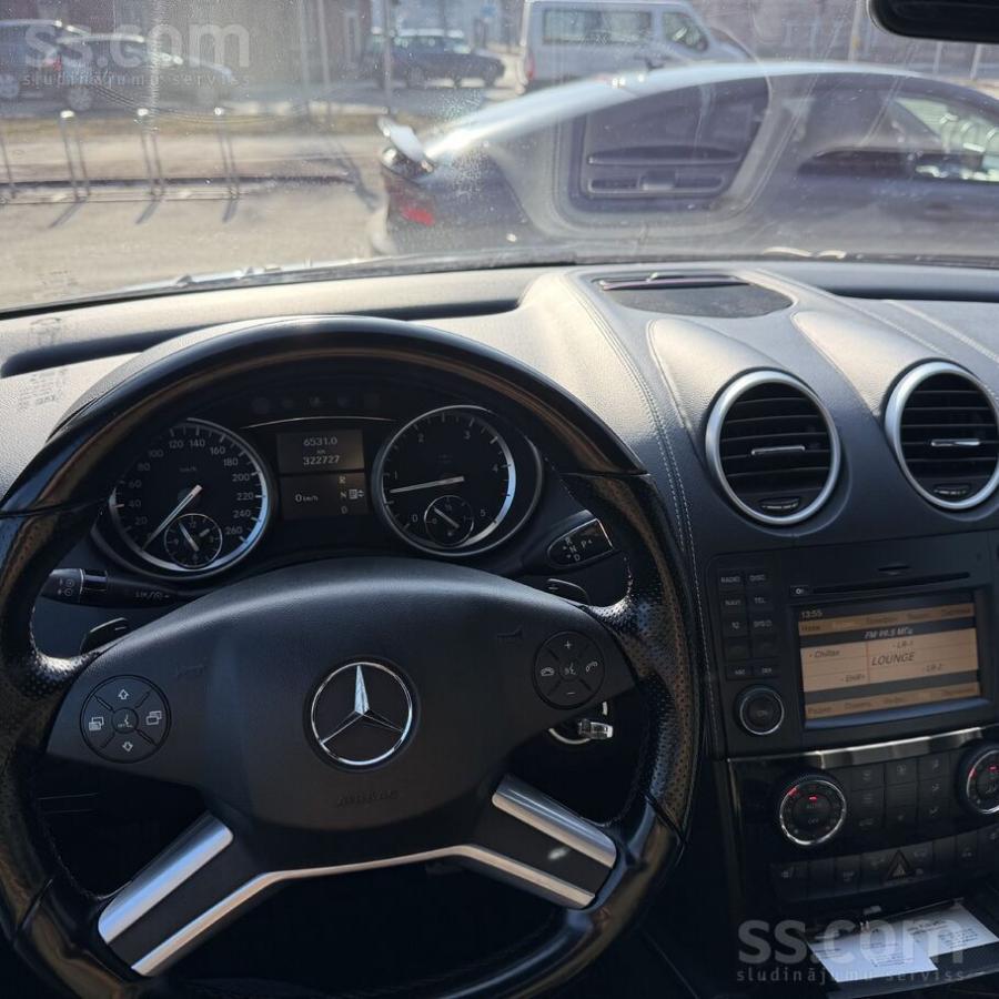 Pelēks Mercedes-Benz ML 350 2011 Rīga, ar dzinēja tilpumu 3.00 L un nobraukumu 323 tūkst. km par 7400 €, foto 12 vietnē AUTOMOTO.COM.LV