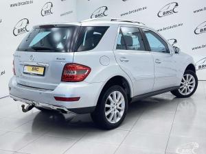 Grey Mercedes-Benz ML 350 2011 in Vilnius, with an engine capacity of 2.99 L and mileage of 394 thousand km for 6500 €, photo 4 on AUTOMOTO.COM.LV
